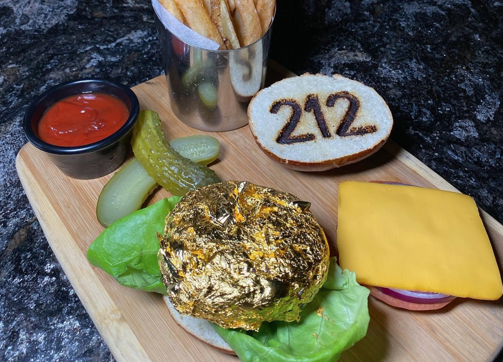 212 Steakhouse New York | Members and their guests receive a ...